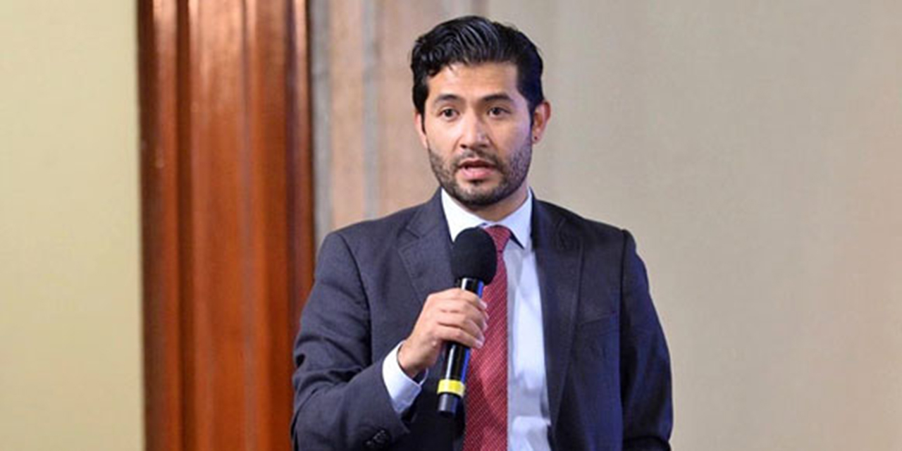 Designan a Marath Bolaños nuevo titular de la STyPS - El Imparcial de ...